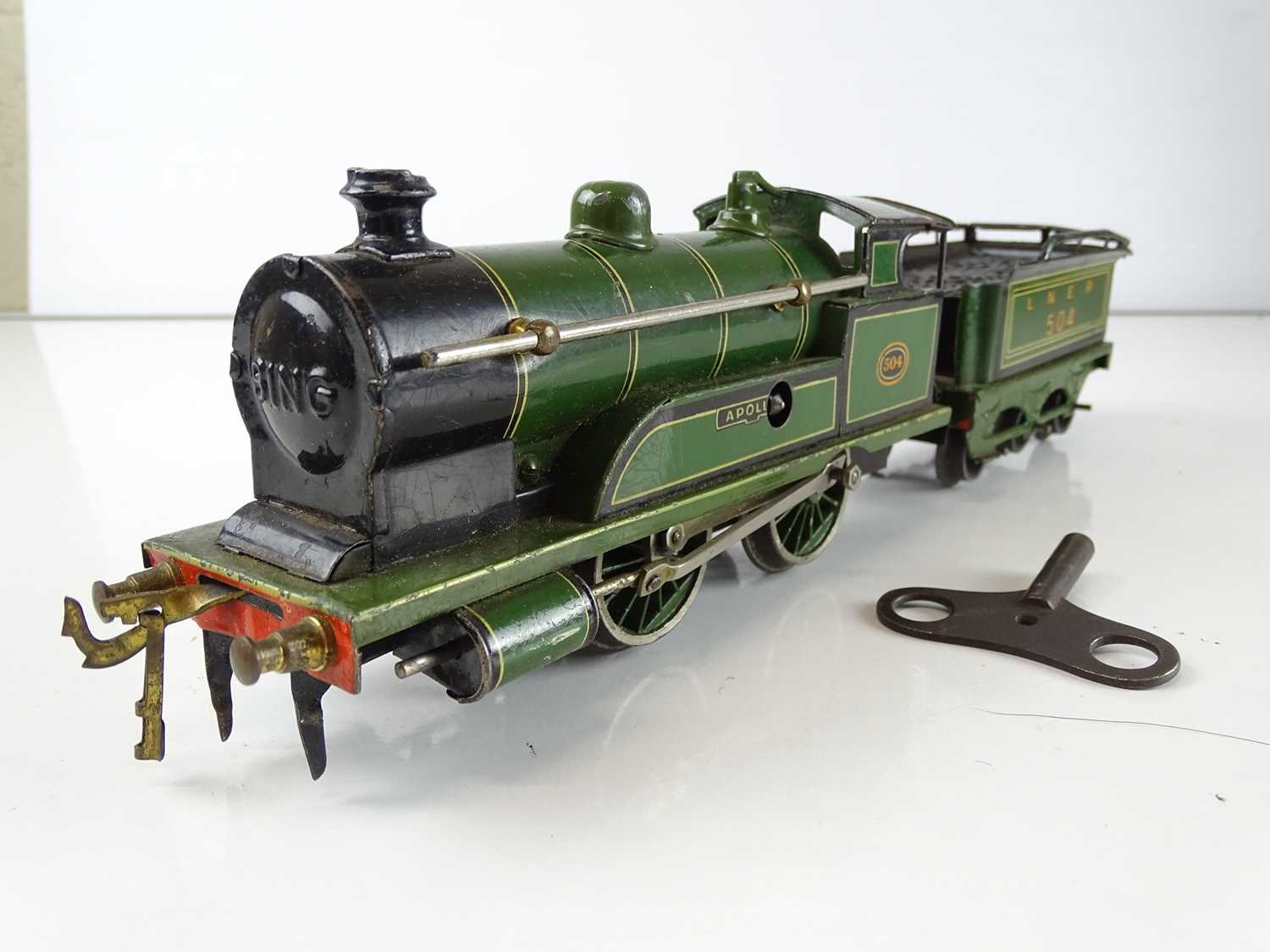 Lot 550 - A BING 0-4-0 clockwork steam locomotive and