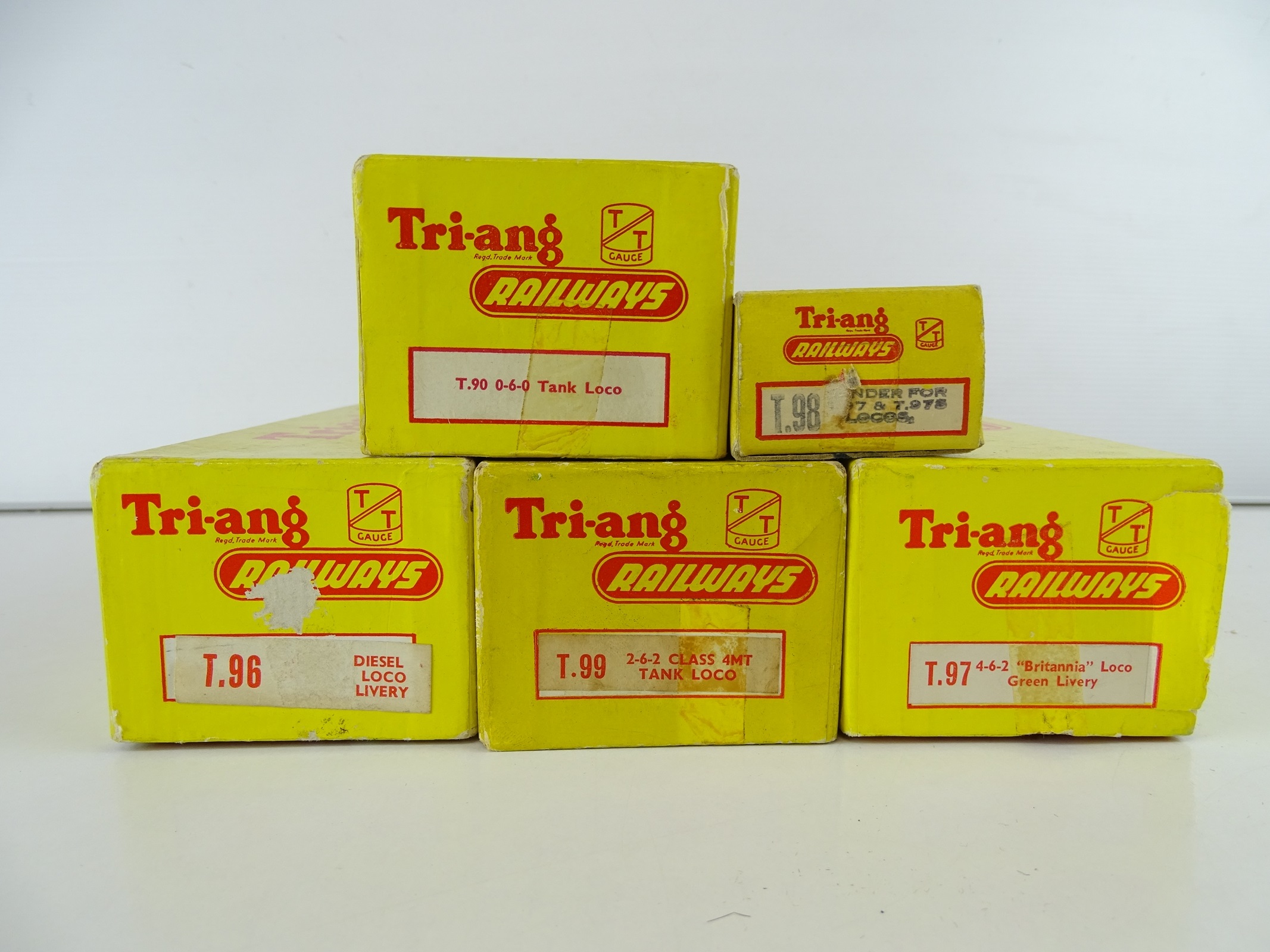 Lot 157 - A group of TRI-ANG TT Gauge locomotives