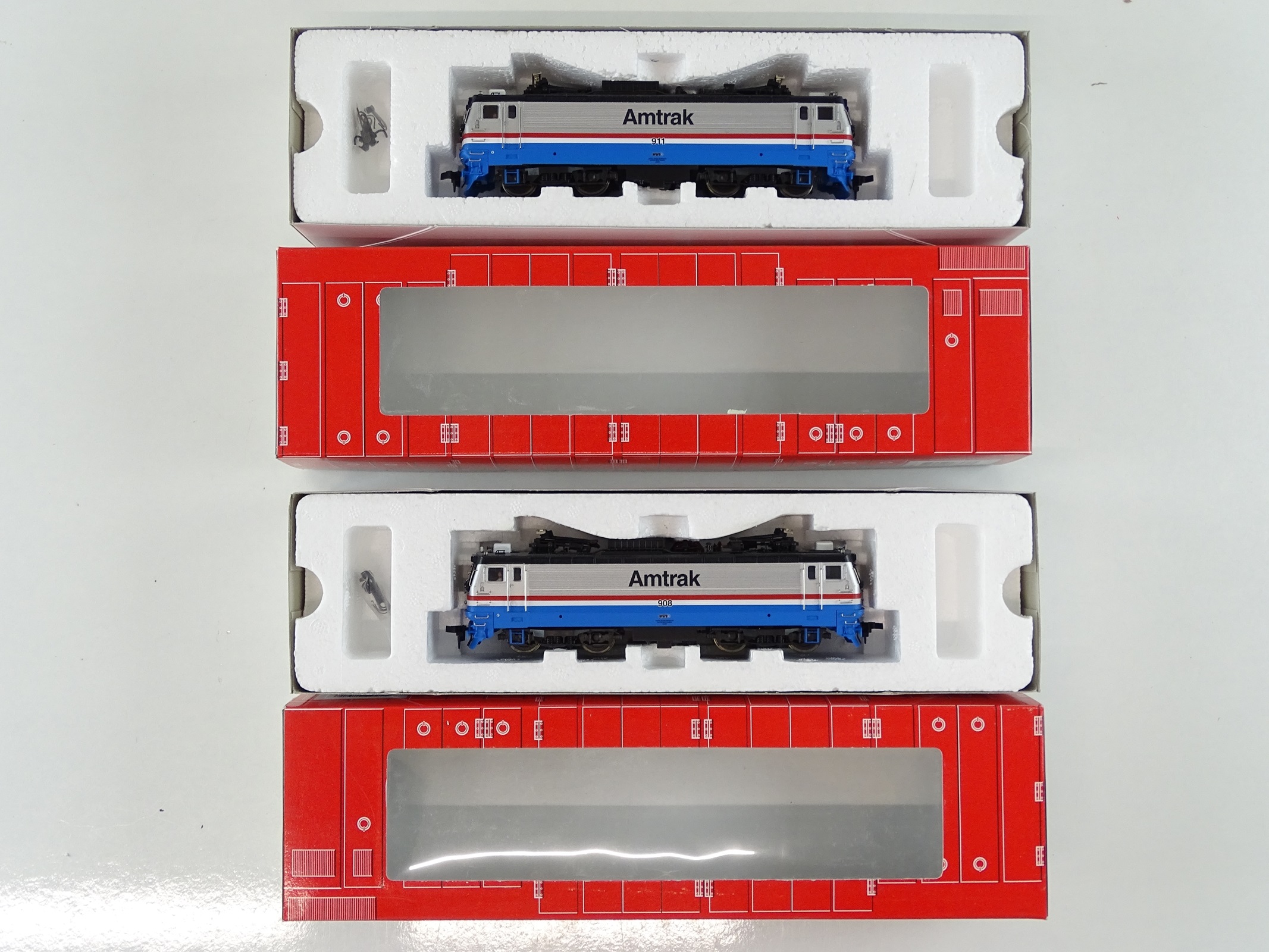 Lot 200 - A pair of ATLAS HO Gauge American Outline