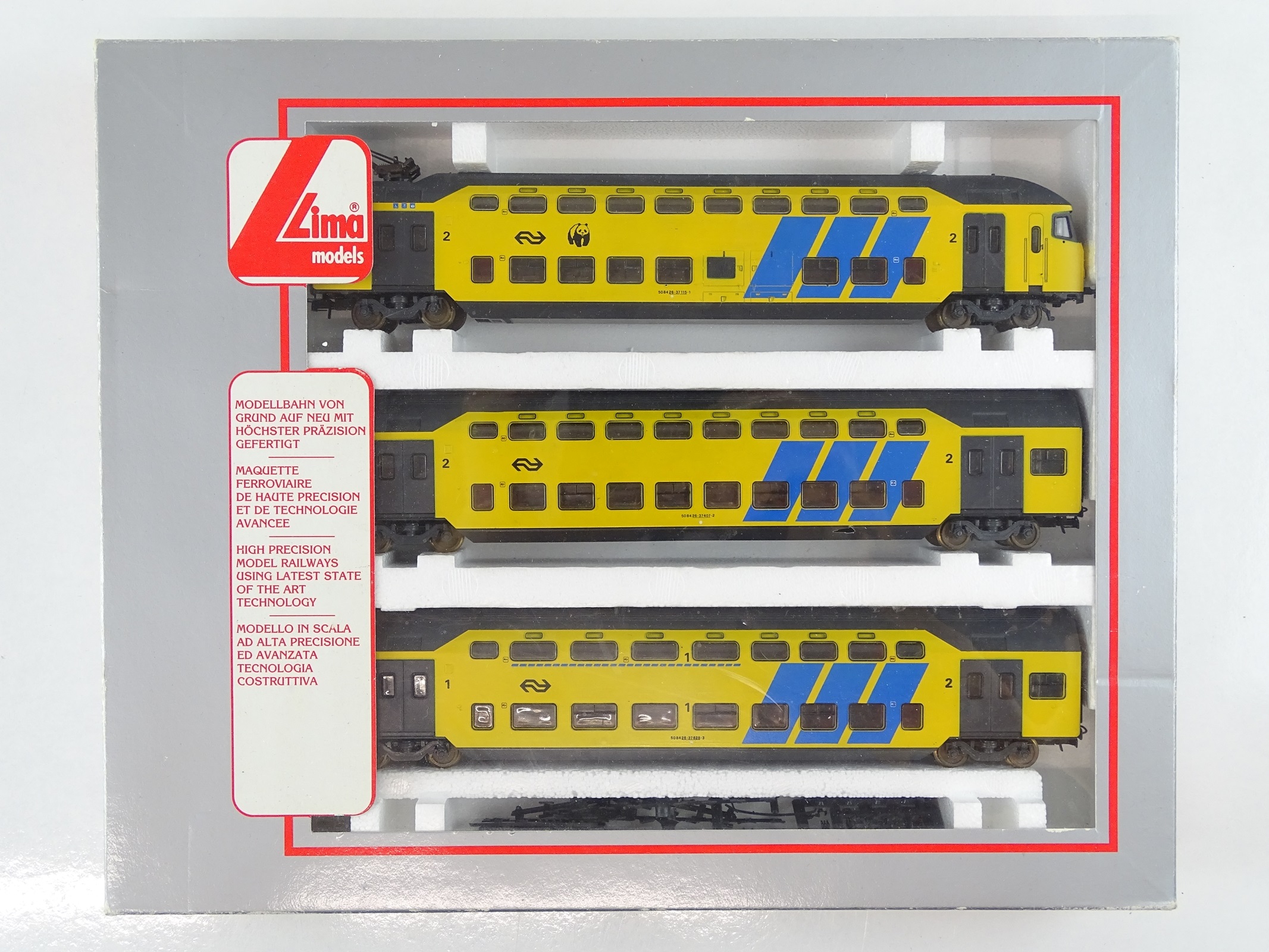 Lot 248 - A LIMA HO Gauge Dutch outline 3 car double