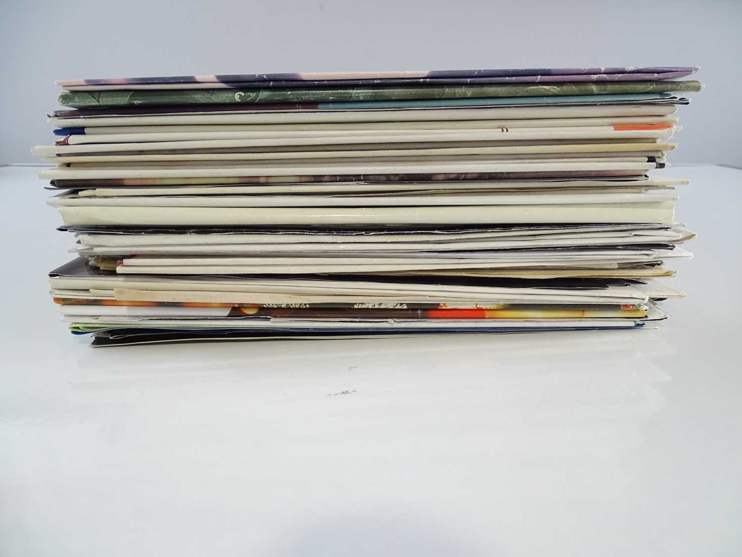 Lot 172 - A large quantity of folded film posters in